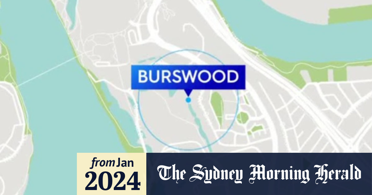 Video Police Hunt Man After Woman Assaulted In Perth